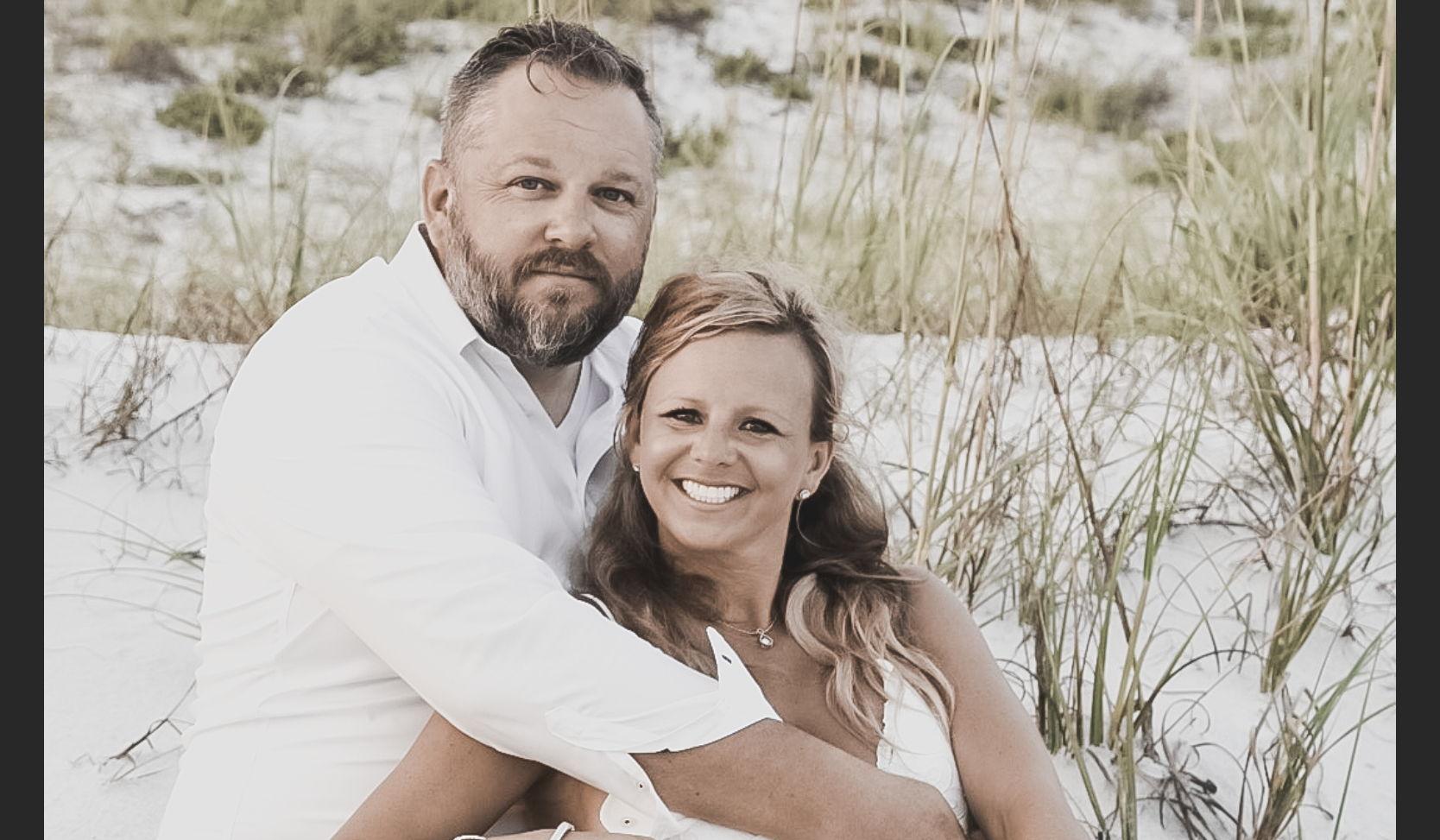 Stephanie Giddens and Chris Ray's Wedding Website