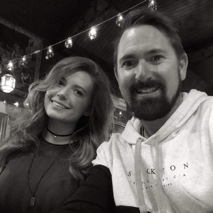 Laura Davies and Robbie Ewen's Wedding Website