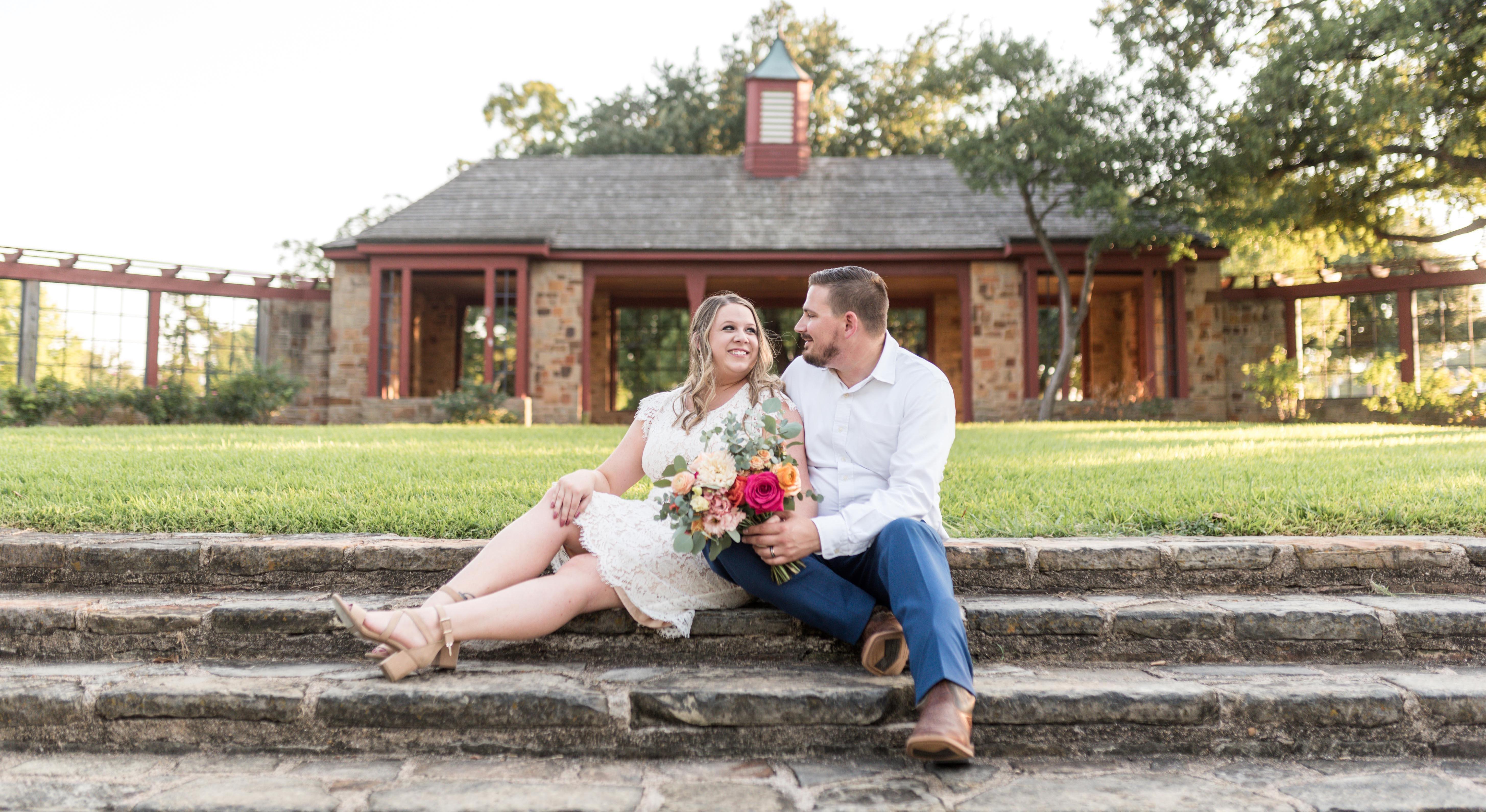 Lindsay Nickell and Jonathan O'Connor's Wedding Website