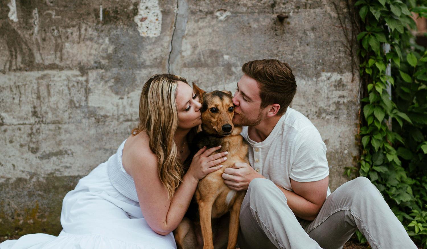 Alli Betz and Blake Johnson's Wedding Website