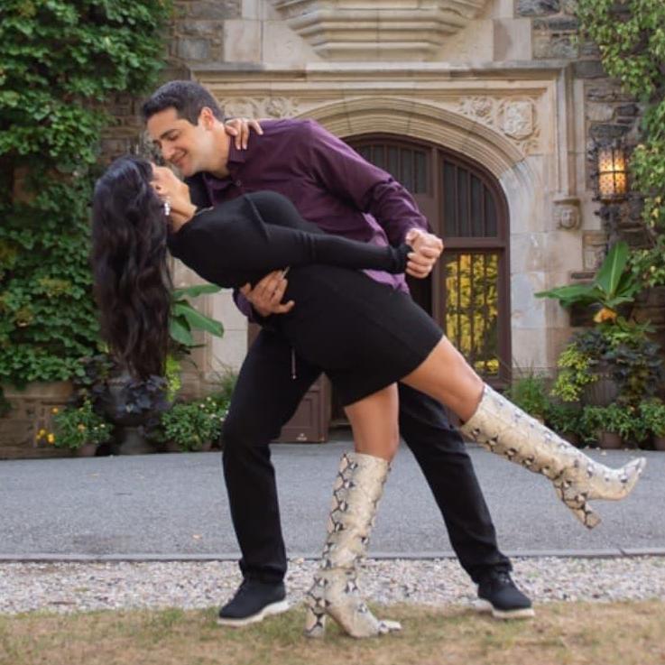 Angela Vitrano and Albert Gonzales' Wedding Website