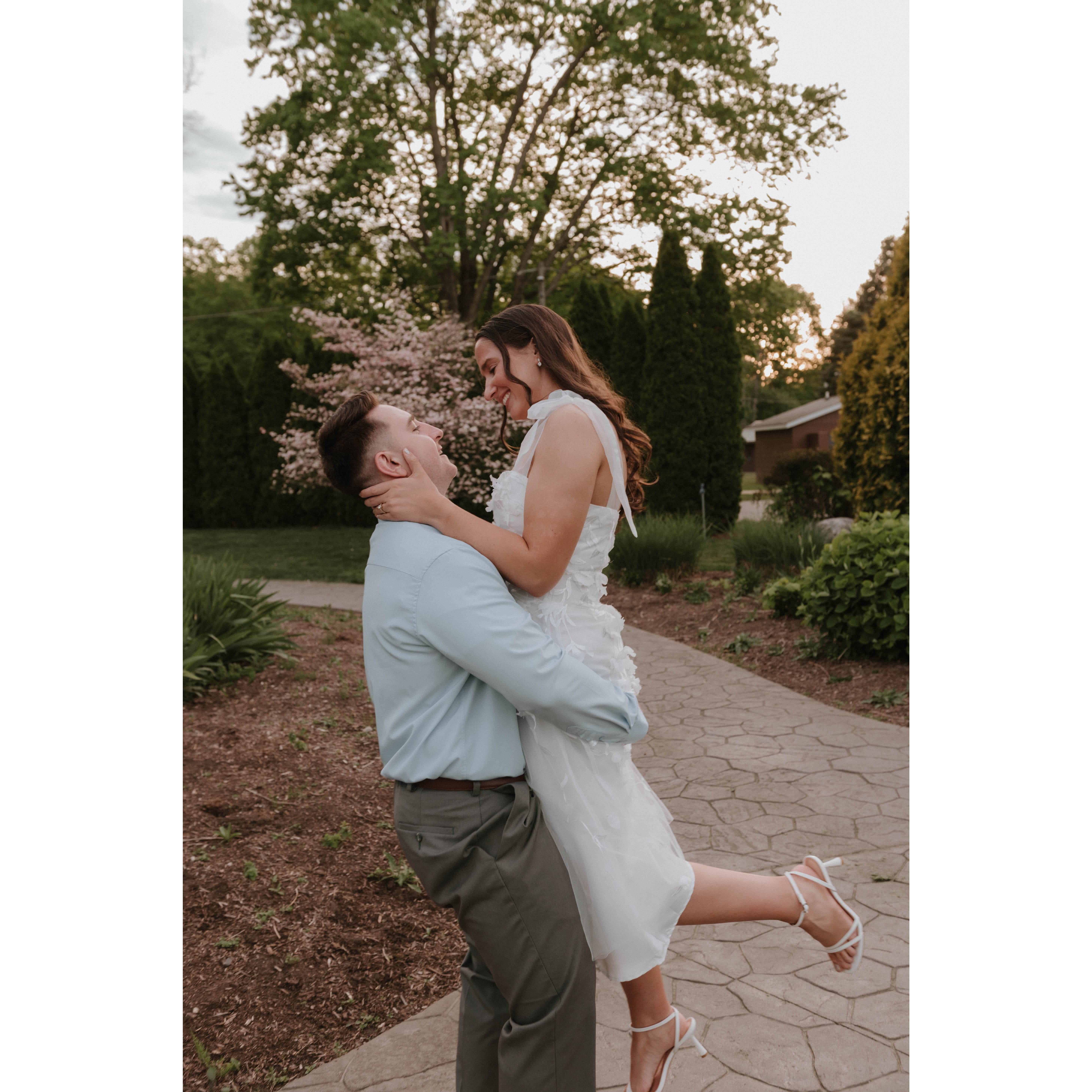 Maggie Lucille Ball and Logan Thomas Barley's Wedding Website