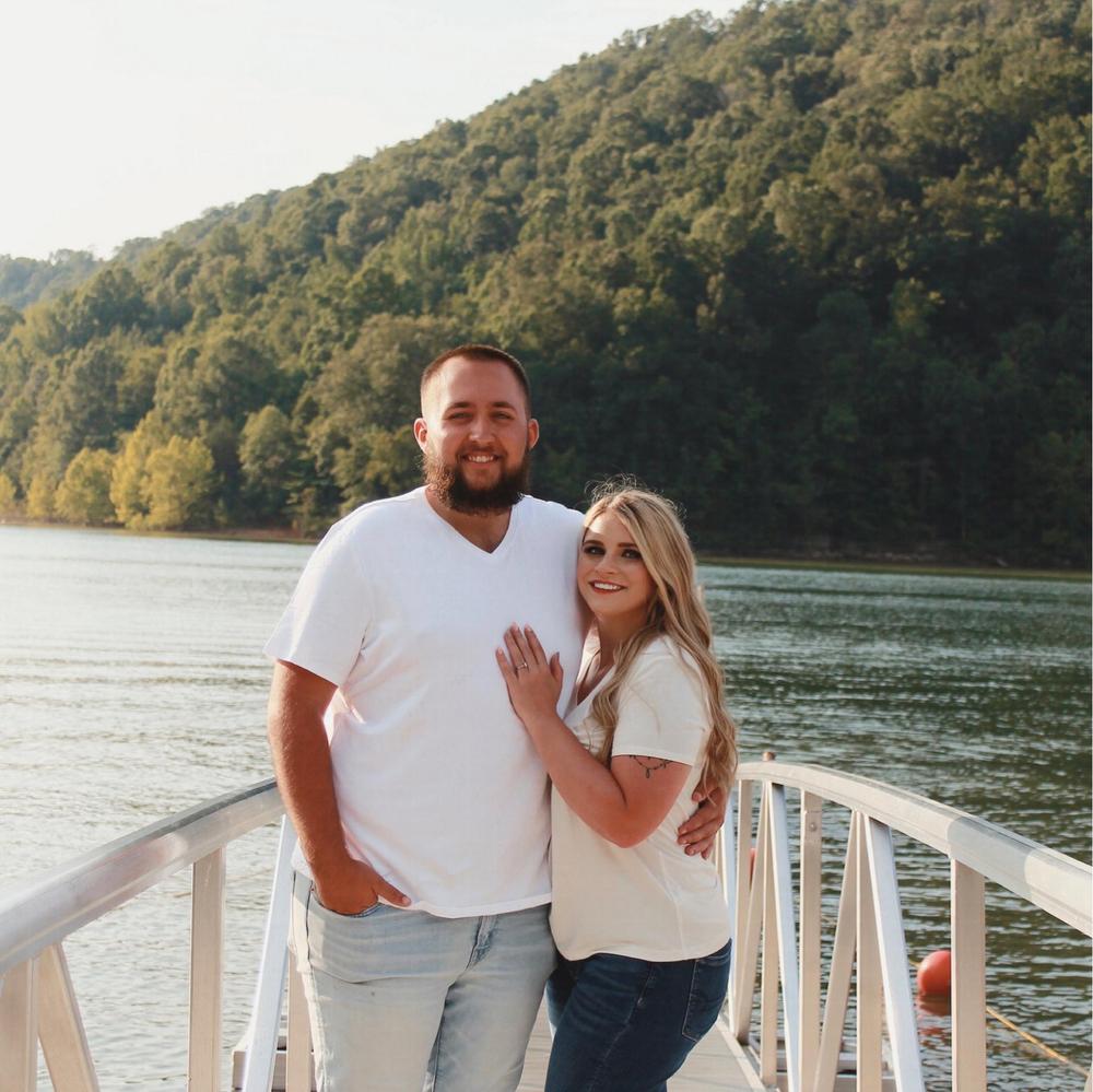Sarah Smith and Tyler Barnthouse's Wedding Website