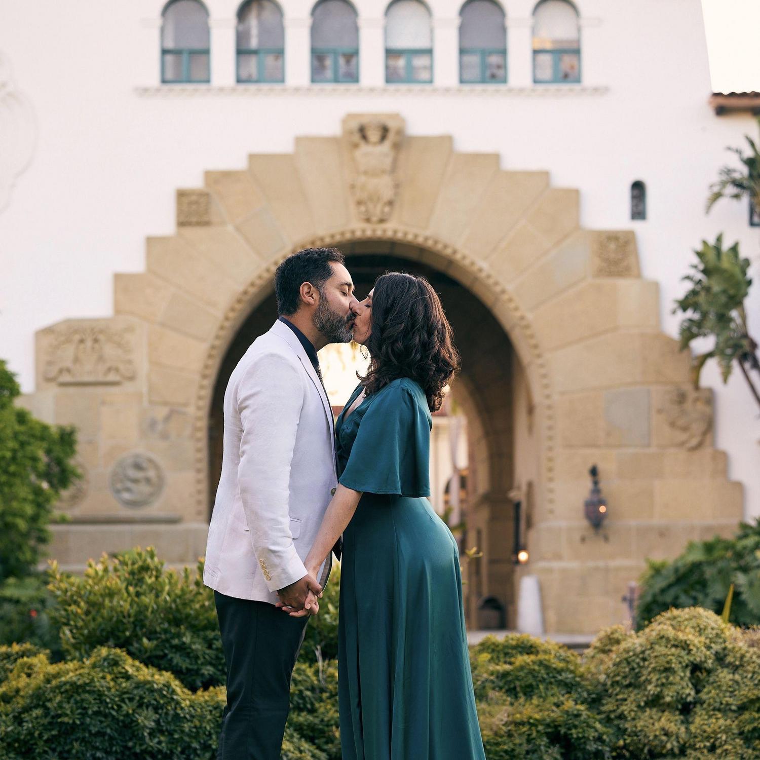 Aaron Ramirez and Billie Rolla's Wedding Website