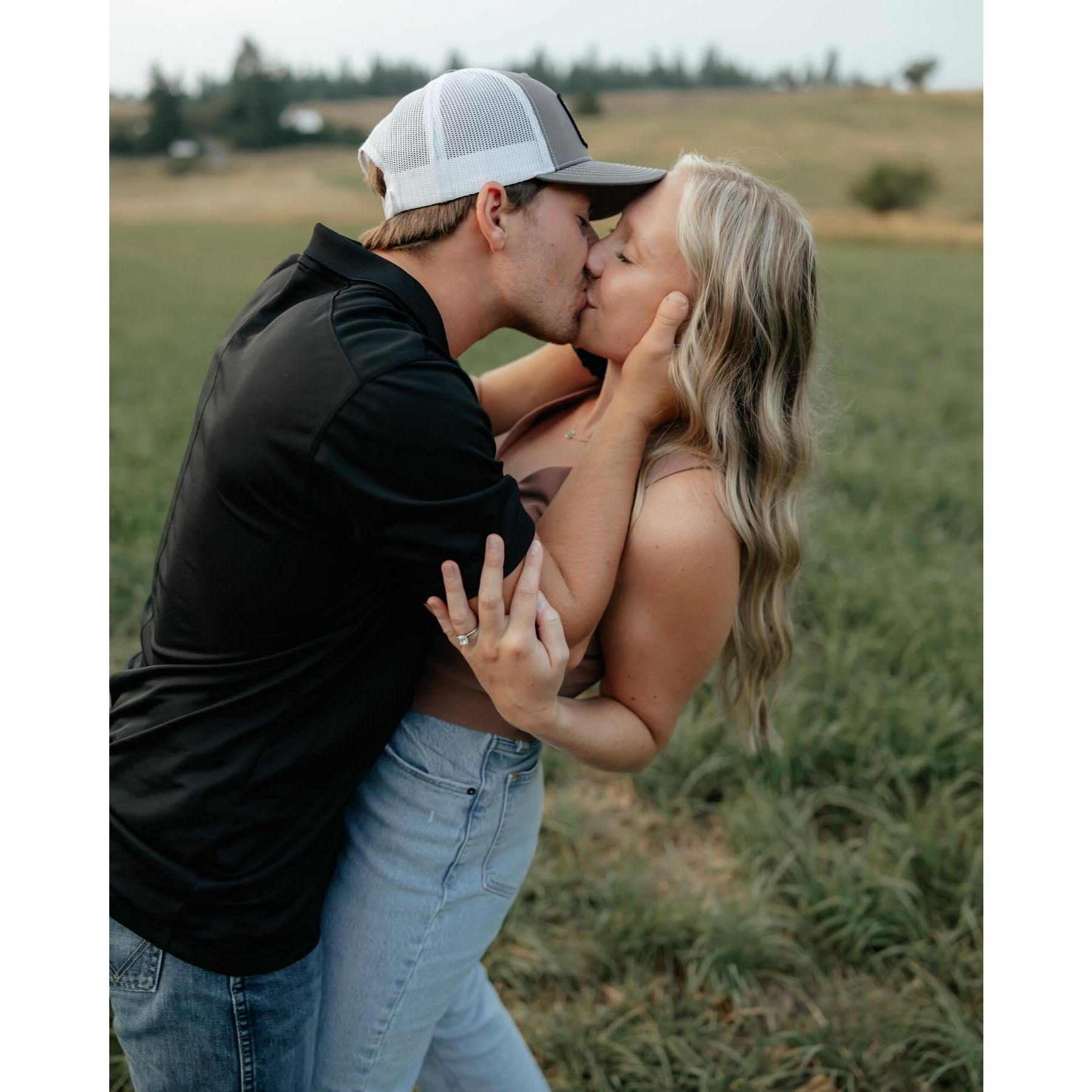 Hope McIntire and Tanner Christopherson's Wedding Website