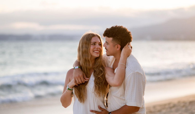 Allyson Goldsberry and Jonathan Reyes' Wedding Website