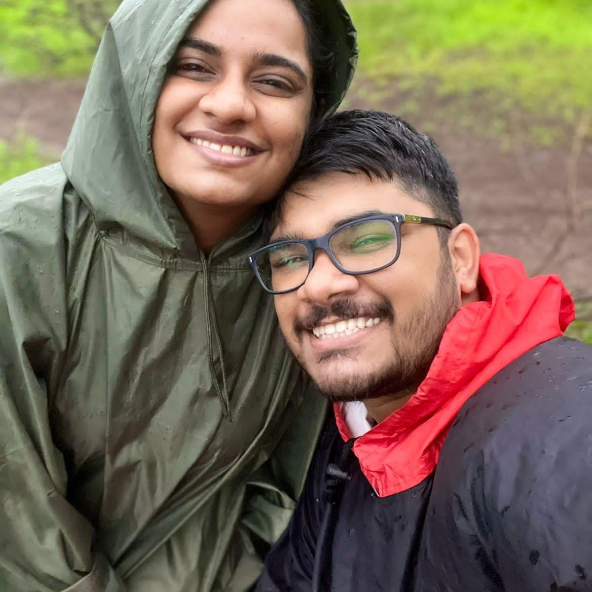 Nikhil Biniwale and Shriya Humnabadkar's Wedding Website