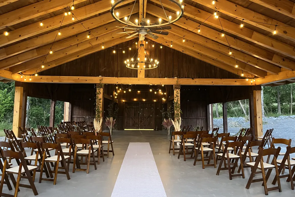 Jones Farm Nashville | Wedding Venues | Cost, Reviews & Photos | Zola