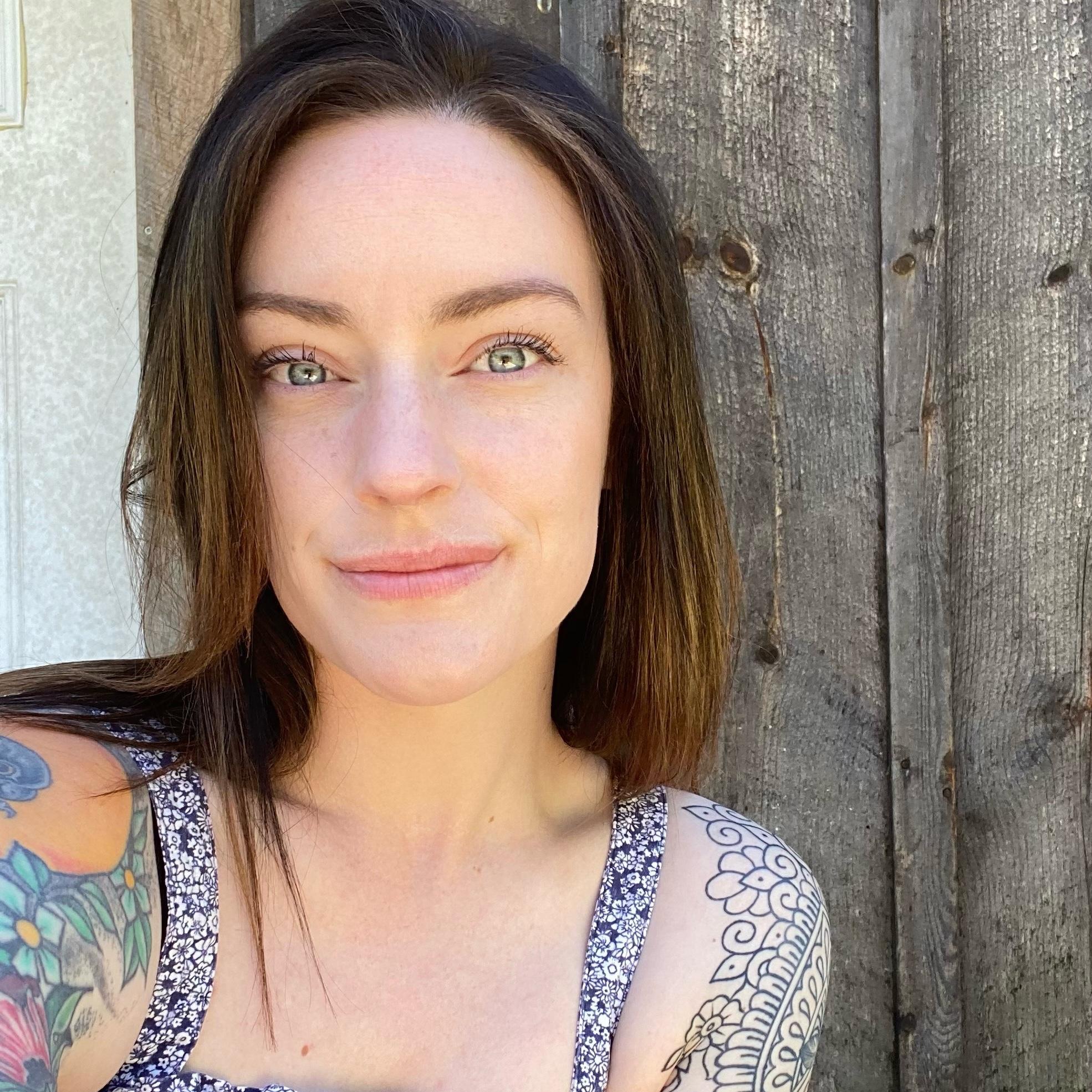 Alexa Elliott and Cody Leary's Wedding Website