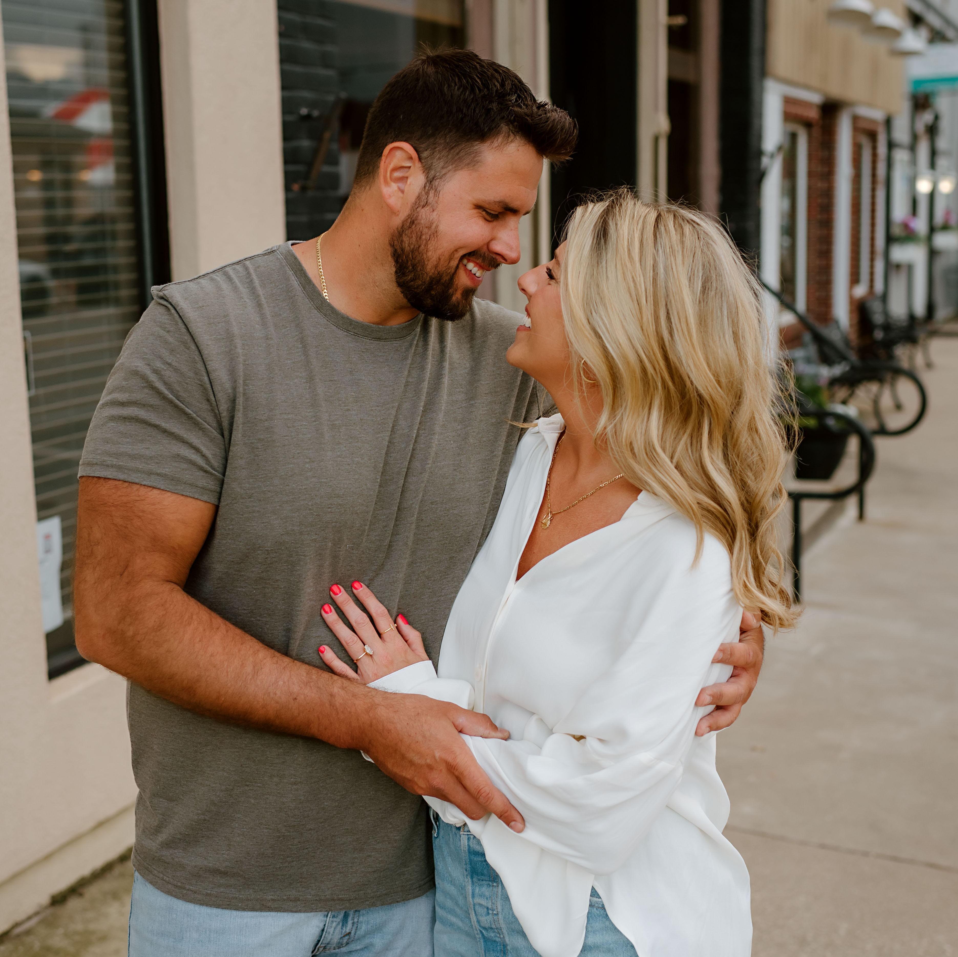 Tess Grampp and Aaron Albee's Wedding Website