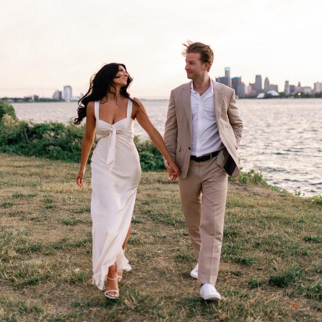 Alaina Brouckaert and Paul Graham's Wedding Registry on Zola