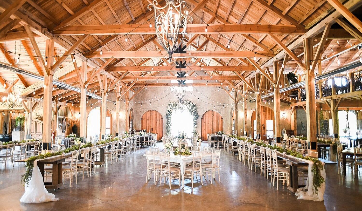 Haylee Thompson and Daniel Roberts' Wedding Website