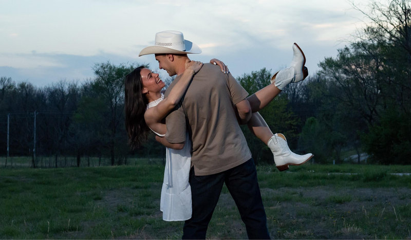 Amber Pedersen and Tyler Ward's Wedding Website