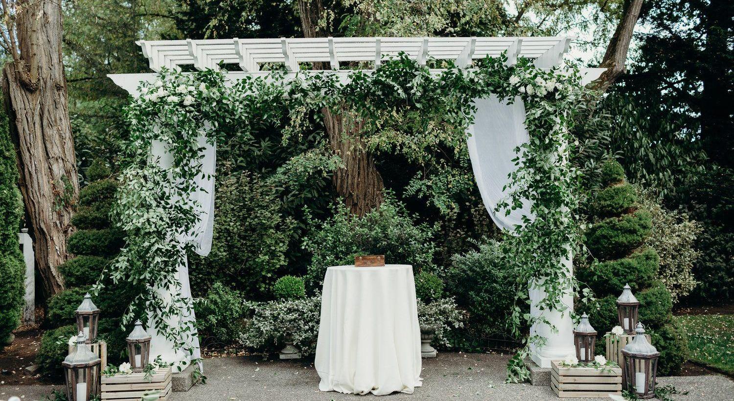 Hannah Alonzo and AJ Thaler's Wedding Website