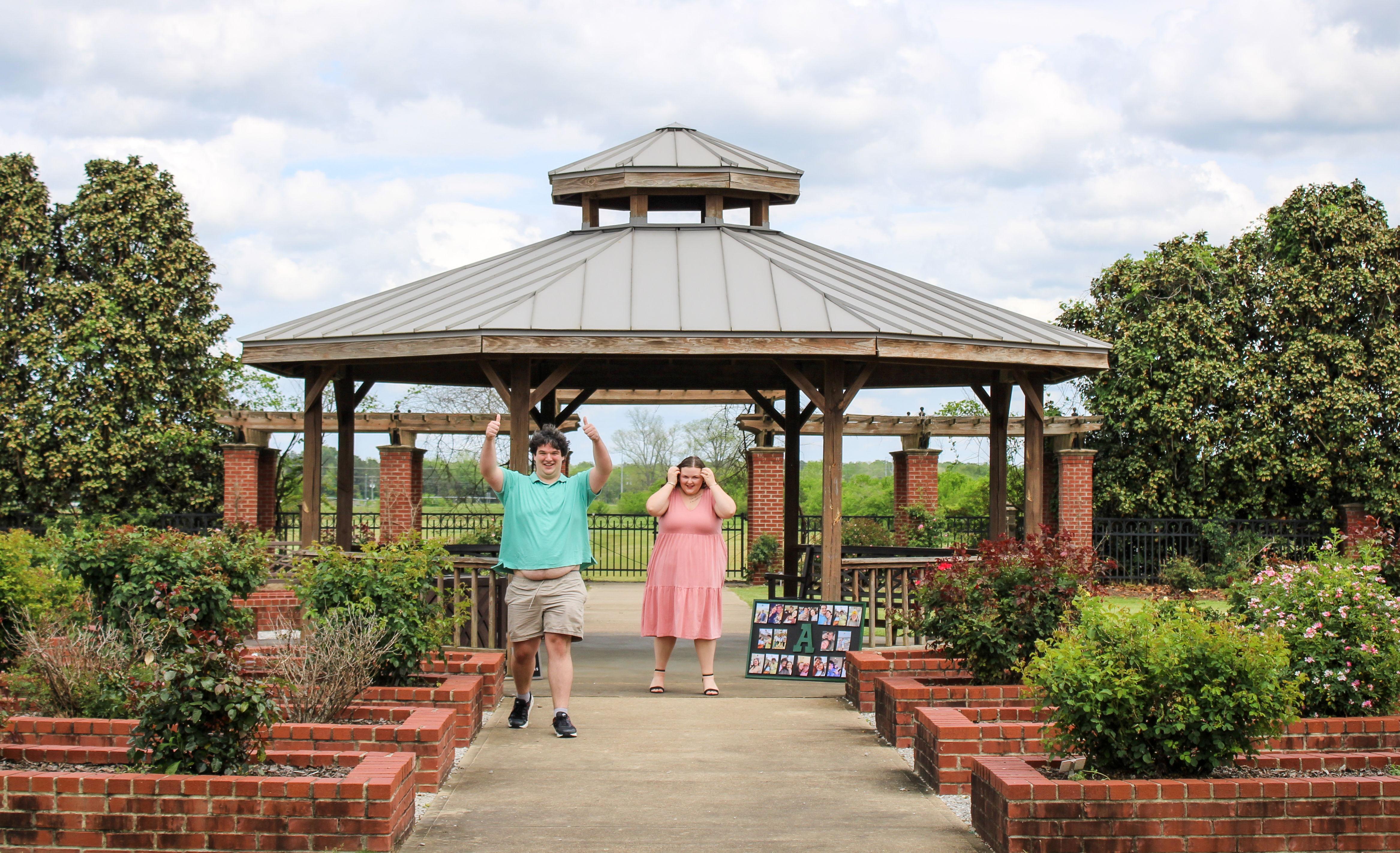 Anna Grace McLain and Lawson James Ashurst's Wedding Website