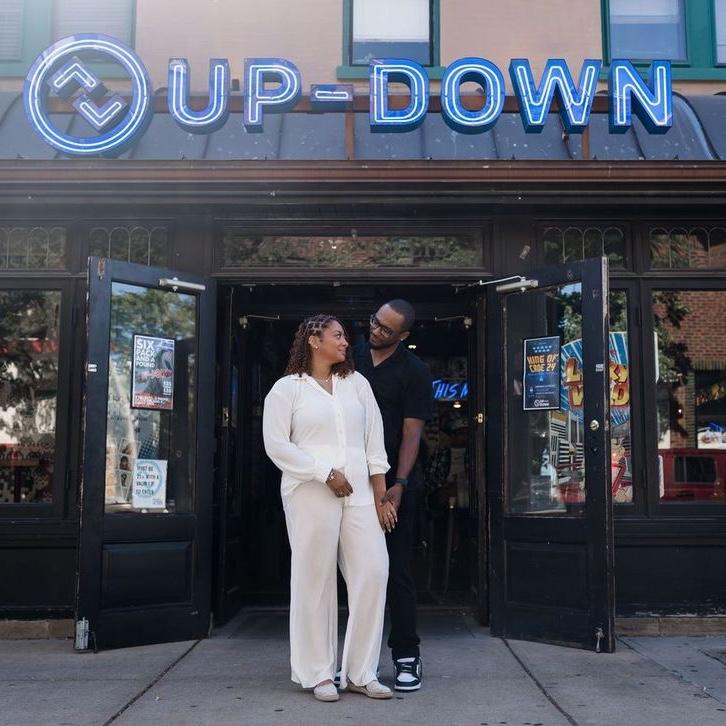 Phyllis Cole and Craig Knight's Wedding Website