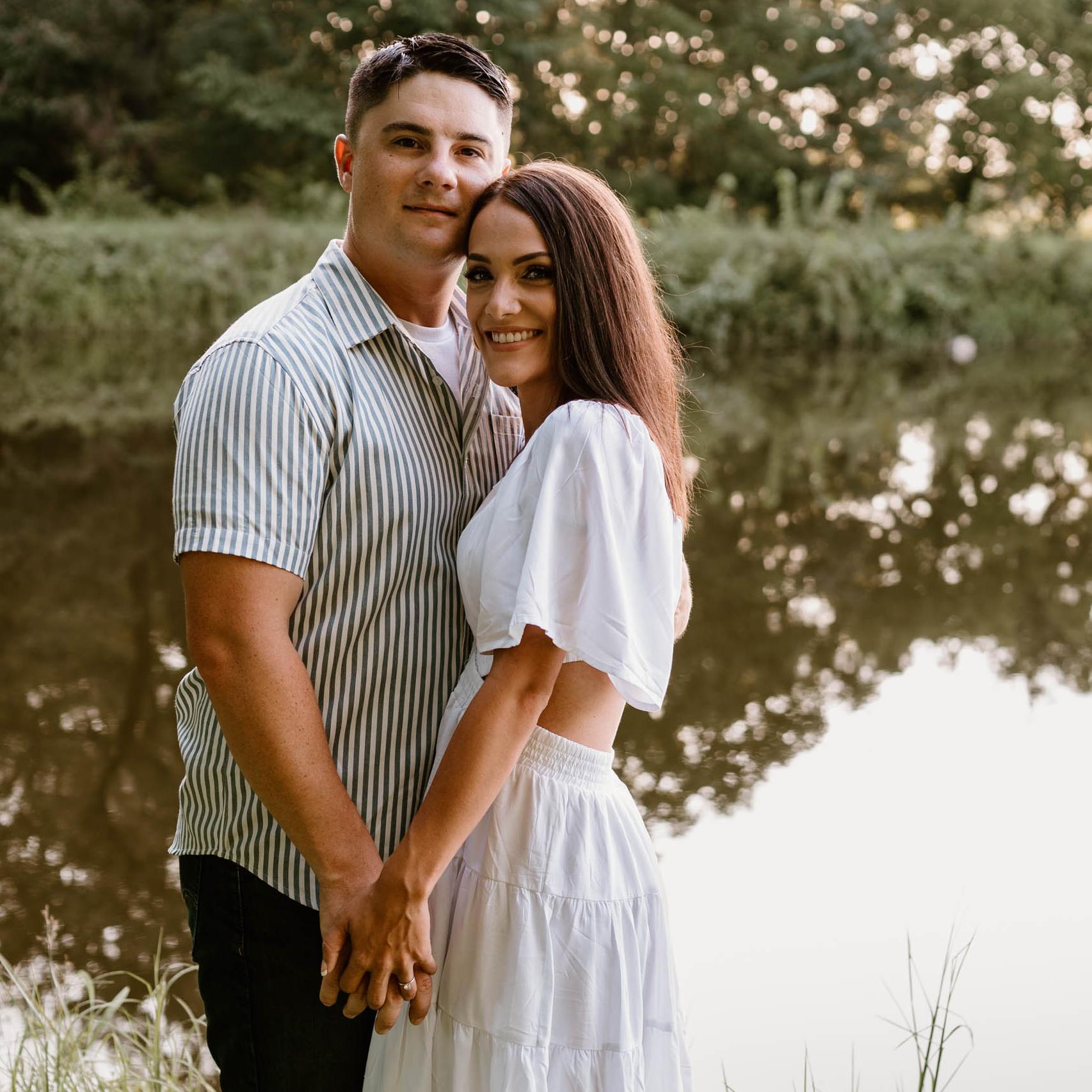Quinlyn Taylor VanZant and Travis Hunter Phillips' Wedding Website