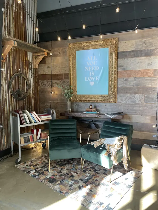 The Design Barn | Wedding Venues | Cost, Reviews & Photos | Zola