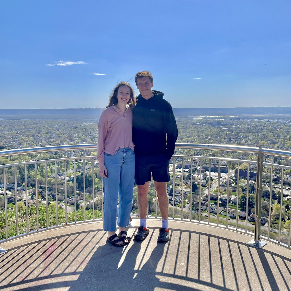Anna Fouts and Cameron Krause's Wedding Website