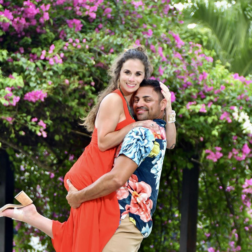 Amanda Songy and Christopher Fernandez's Wedding Website