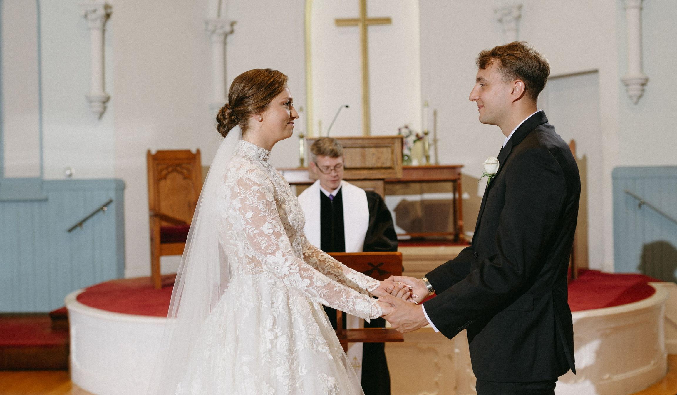 Hallie Tansill and Ian Tansill's Wedding Website