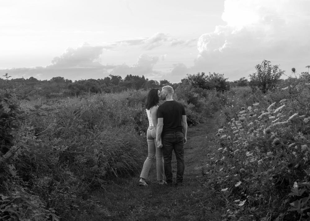 Alison Izzi and Kyle Larrivee's Wedding Website