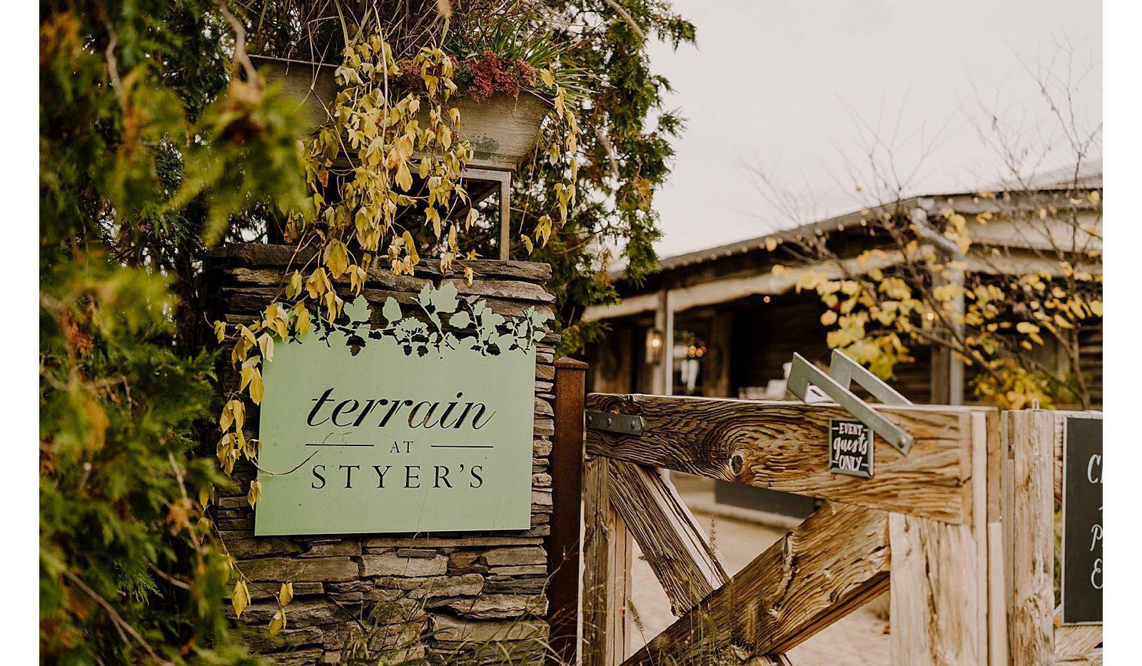 Heather Maguire and Michael Streb's Wedding Website