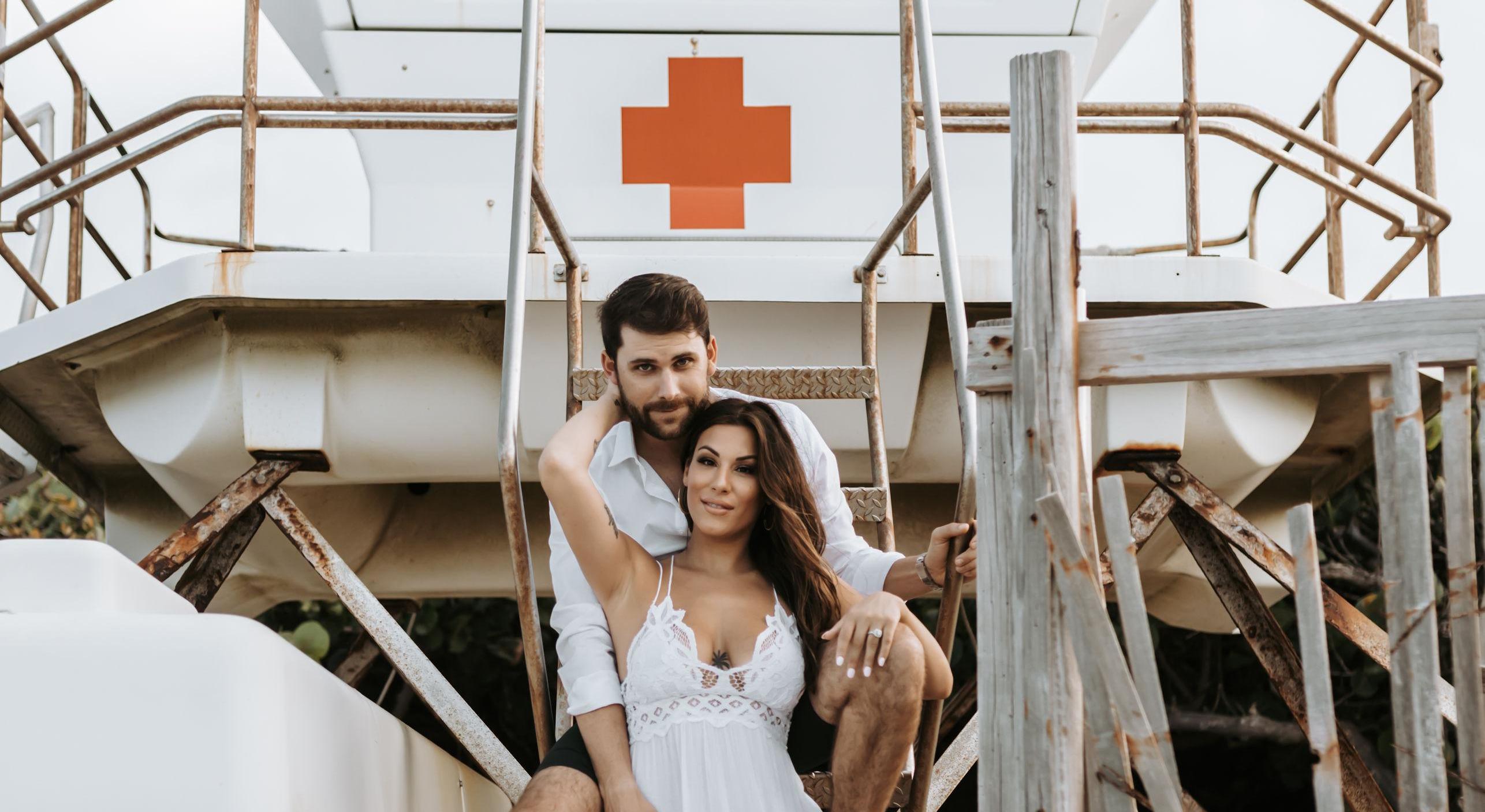 Samantha India and Jonathan Cross' Wedding Website