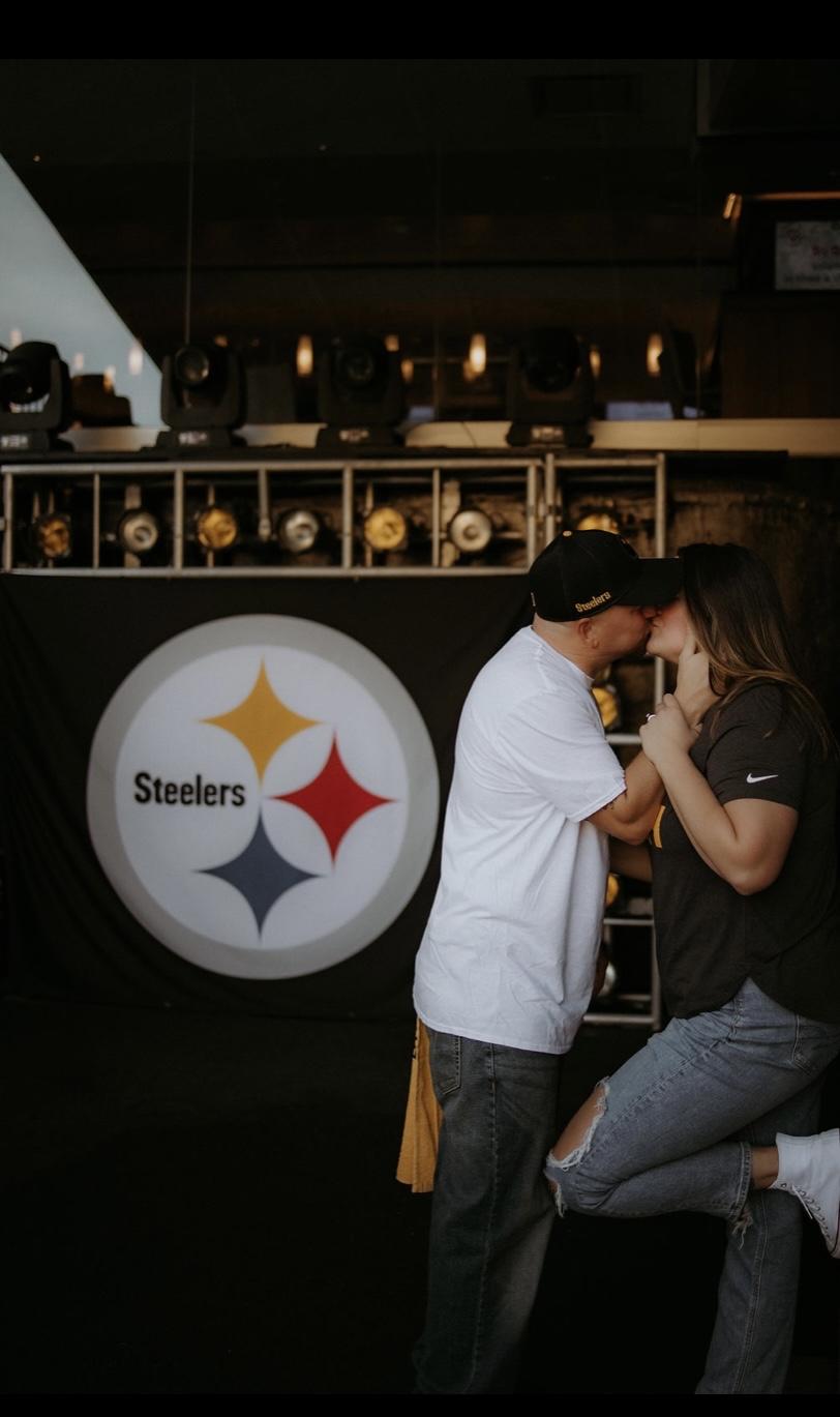 Kacey Symosko and Charles Thomas' Wedding Website