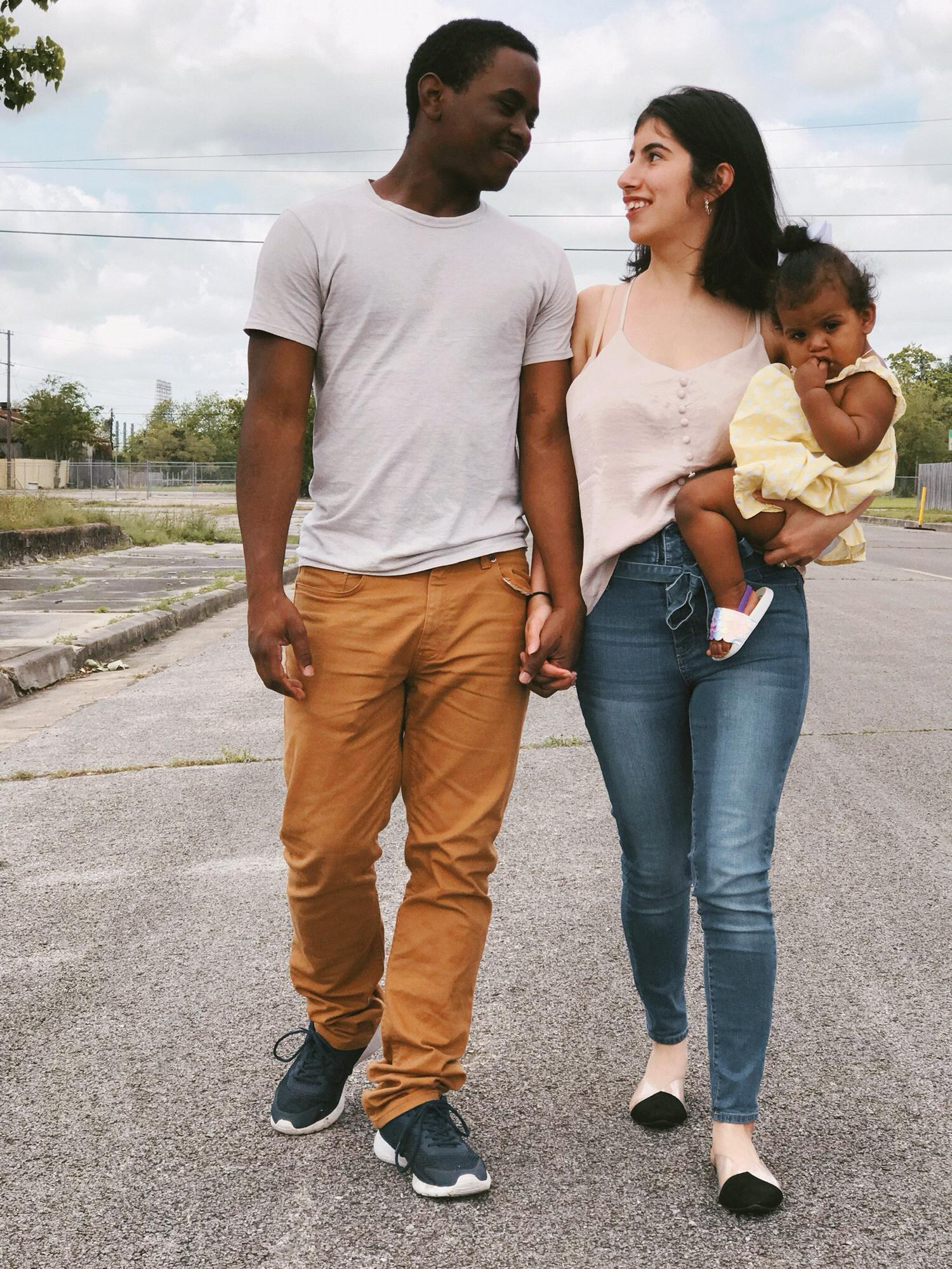 Maria Reyes and Mitchell Thomas' Wedding Website