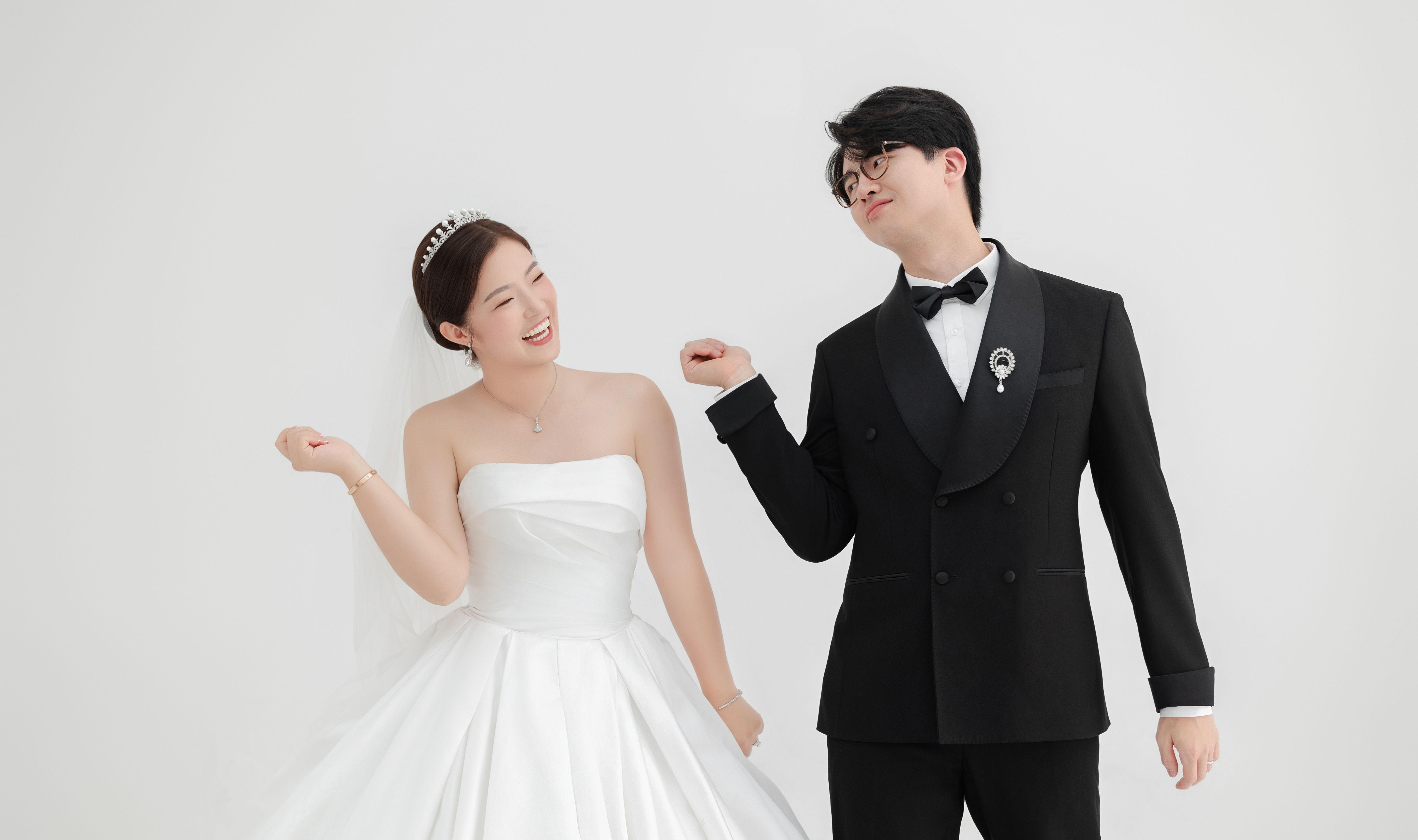 Connie Zhang and Brendan Chen's Wedding Website