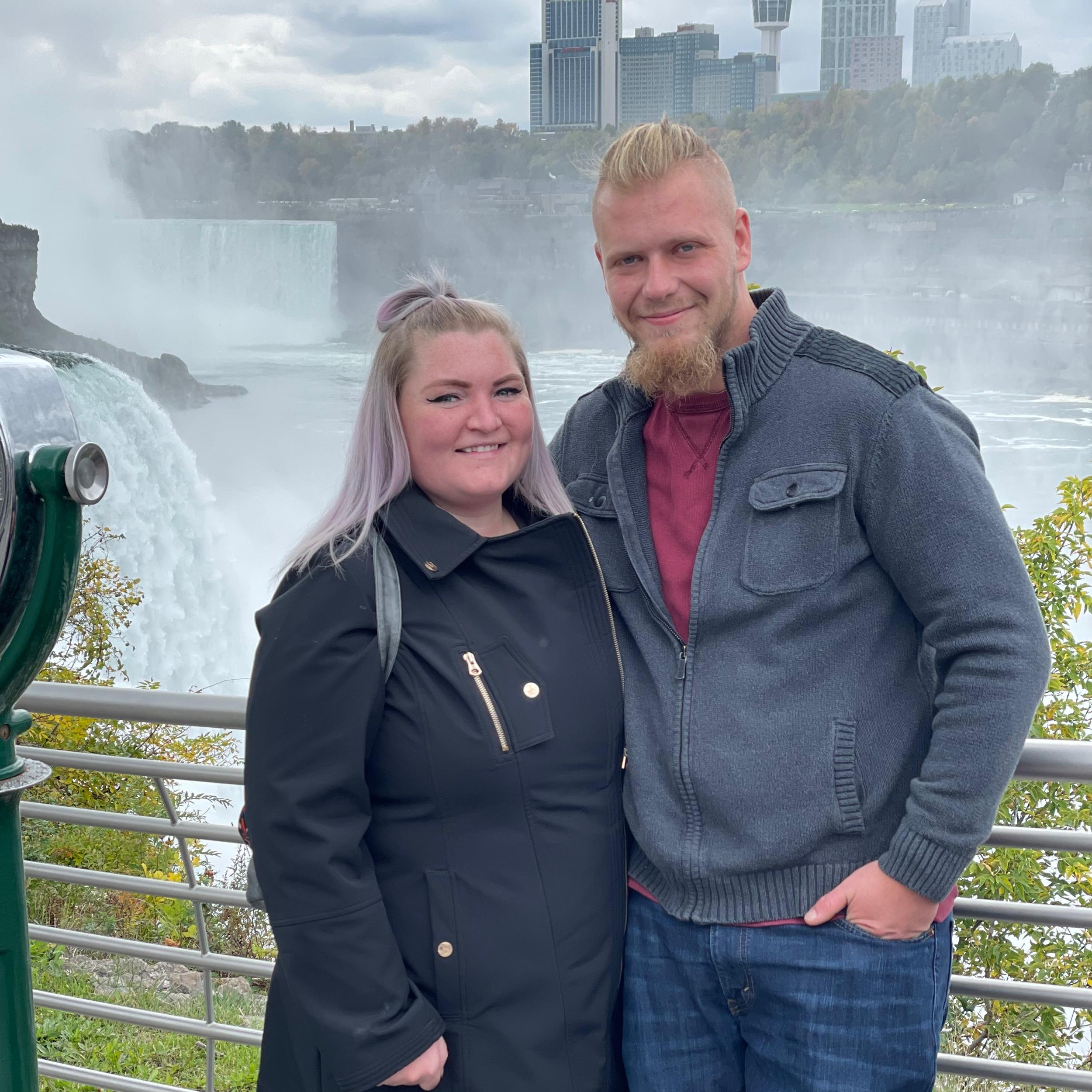 Kaitlyn Kuznik and Christopher Eberhardt's Wedding Website