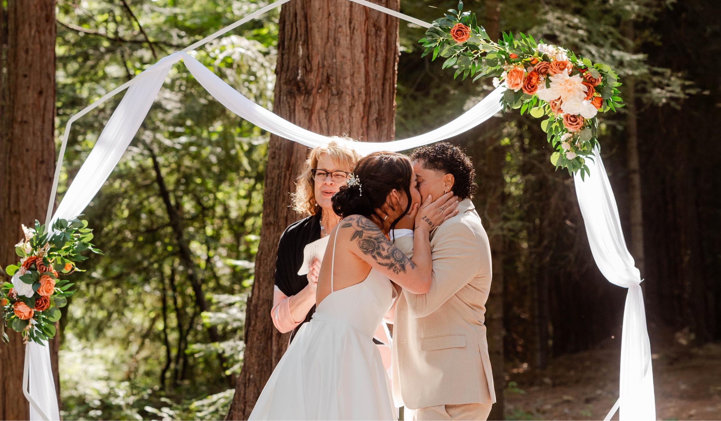 Sydney Lockard and Jasmin Hubbard's Wedding Website