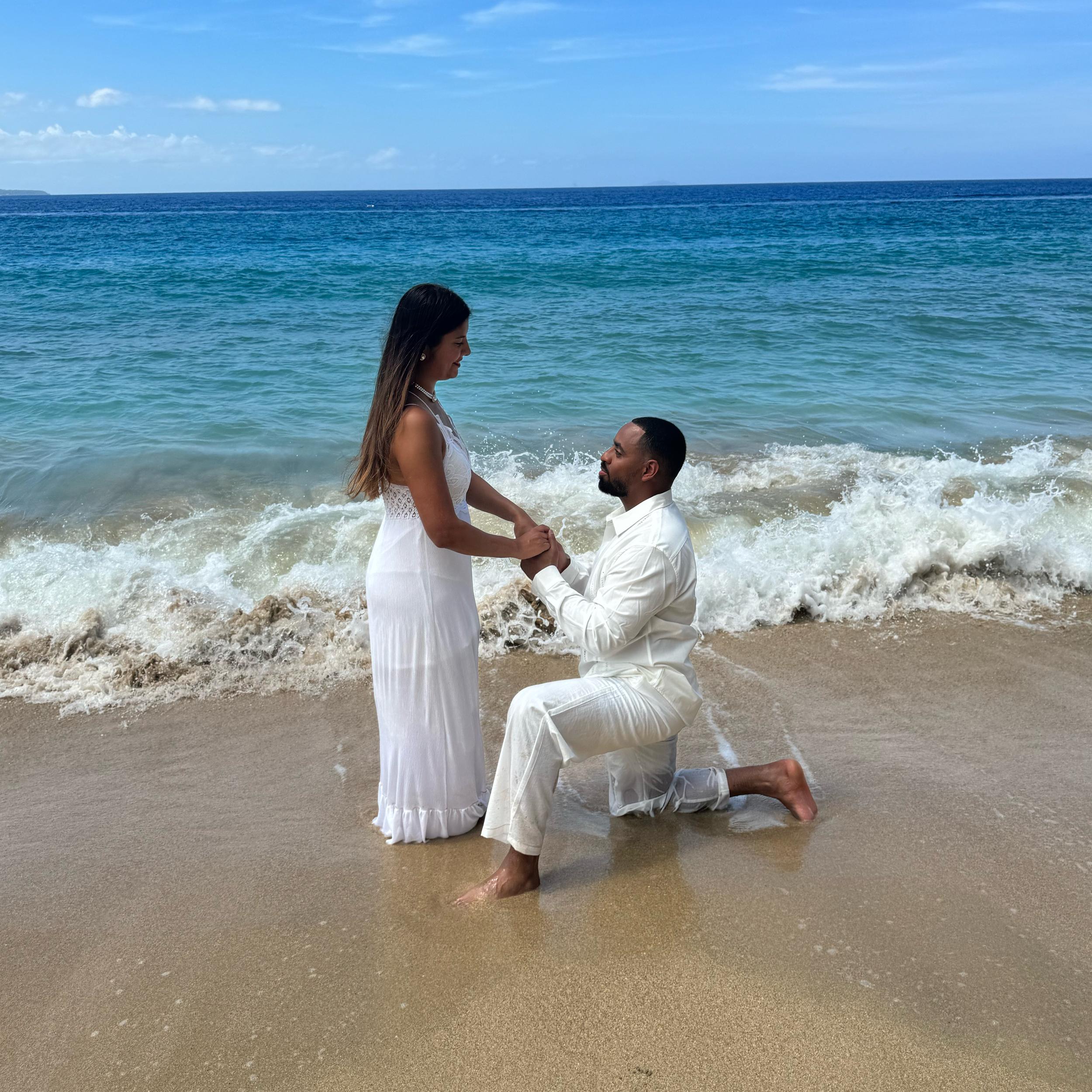 Cynthia Moreno and Lino Diaz's Wedding Website