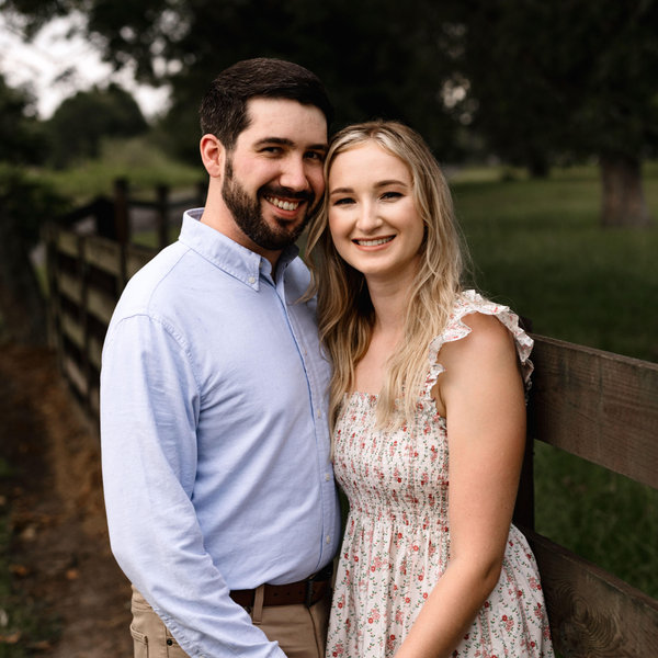 Sara Bond and Carlton Winstead's Wedding Website