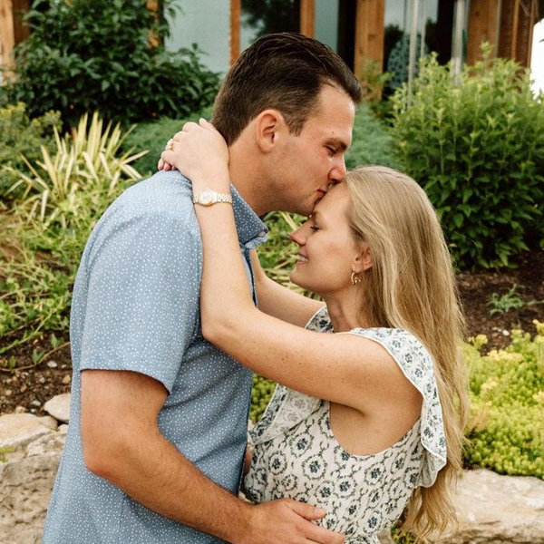 Elizabeth Feldpausch and Gregory Russell's Wedding Website
