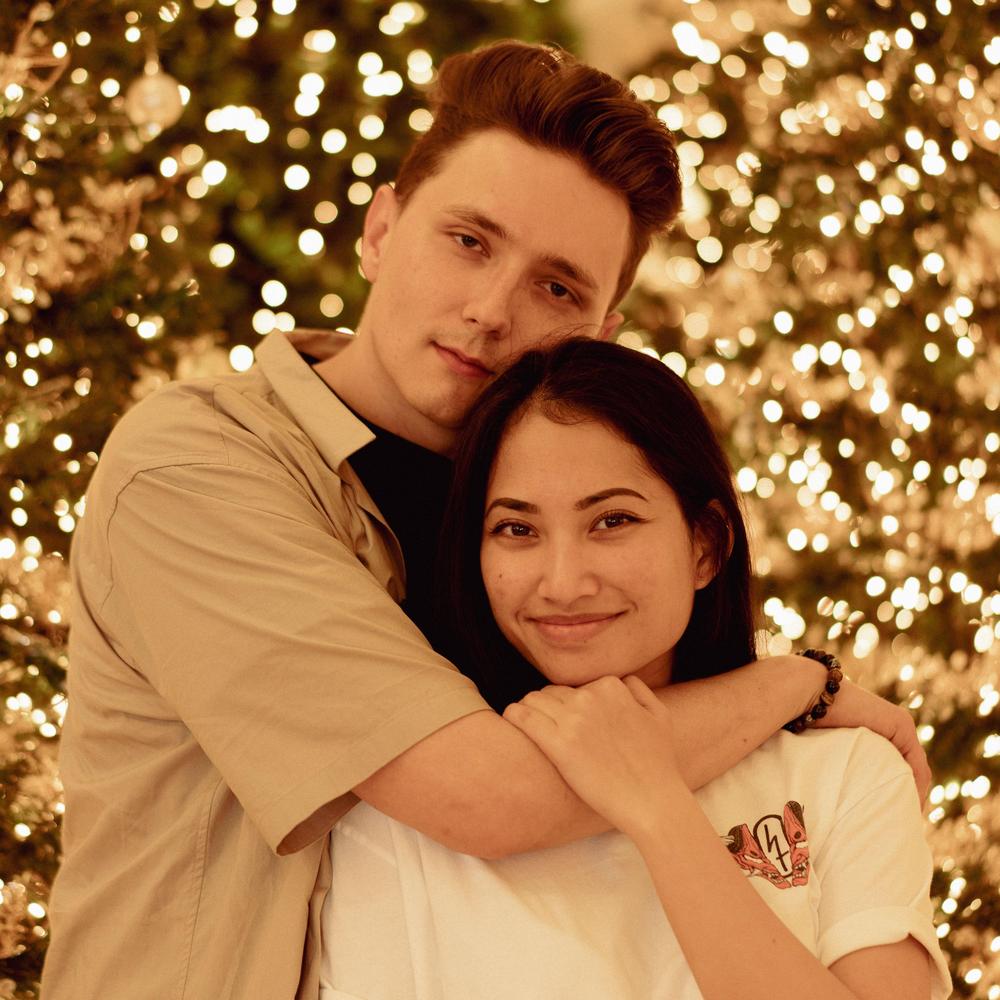 Rozzana Calangi and Devin Lees' Wedding Website