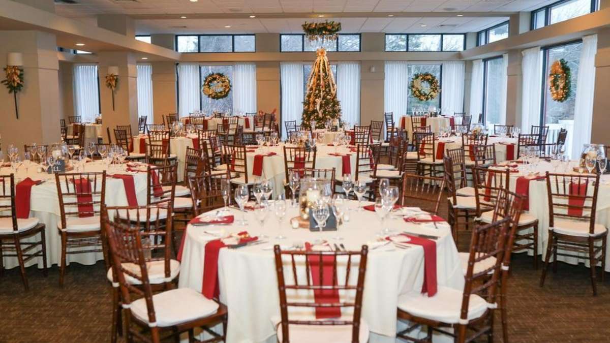 Ipswich Country Club | Wedding Venues | Cost, Reviews & Photos | Zola