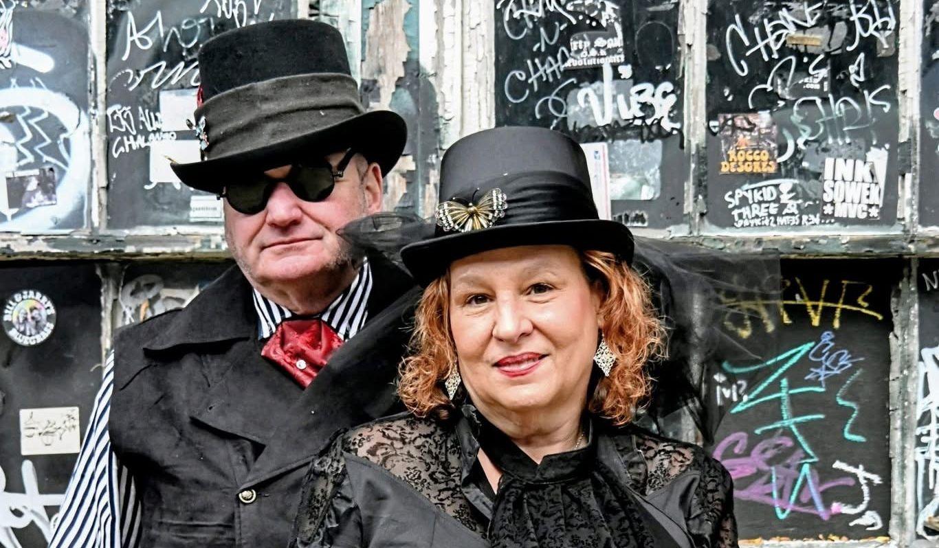 Kim Nuttall and James Mullan's Wedding Website
