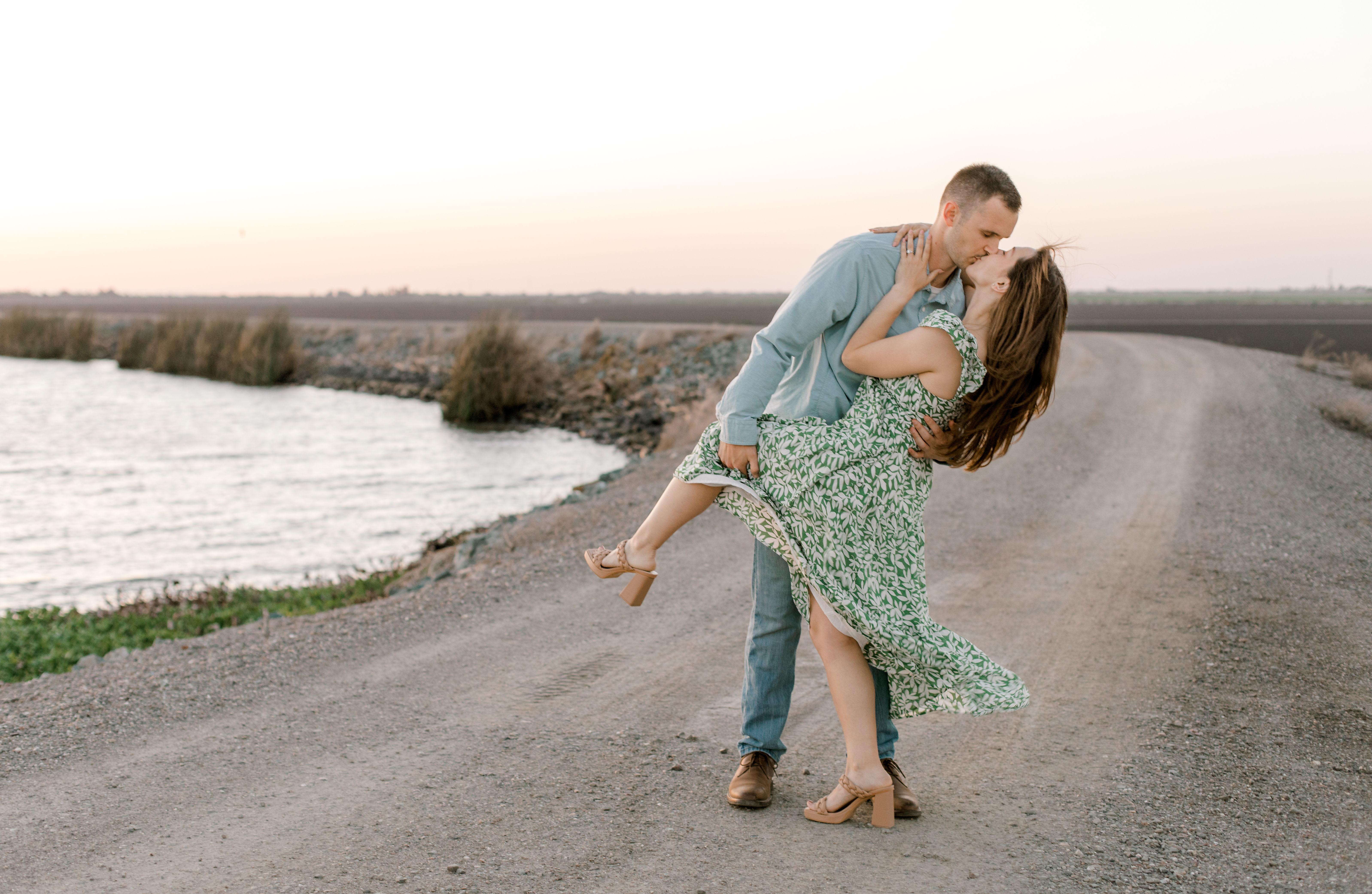 Ashlyn Kelley and Robert Hull's Wedding Website