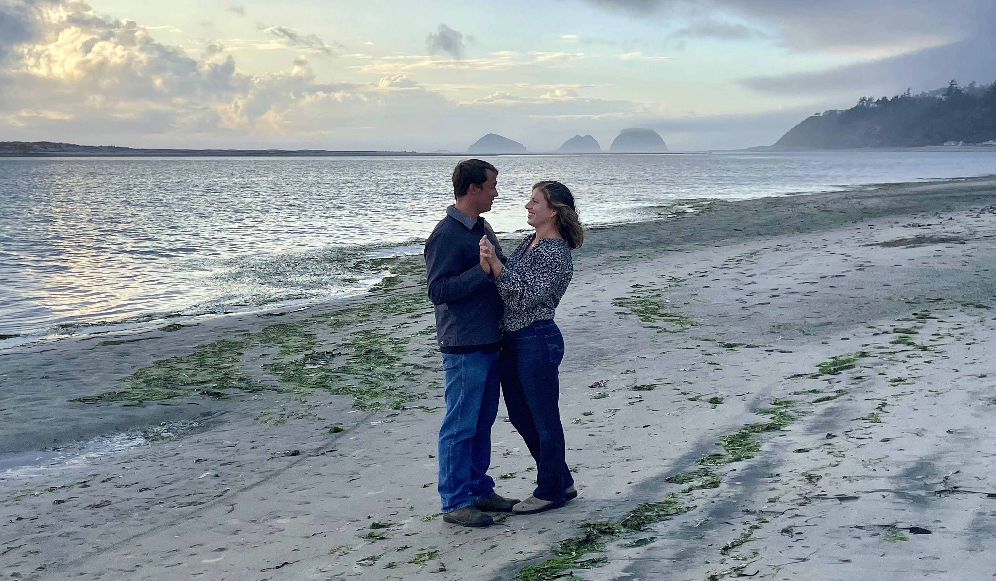 Anna Riedl and Colter Knight's Wedding Website