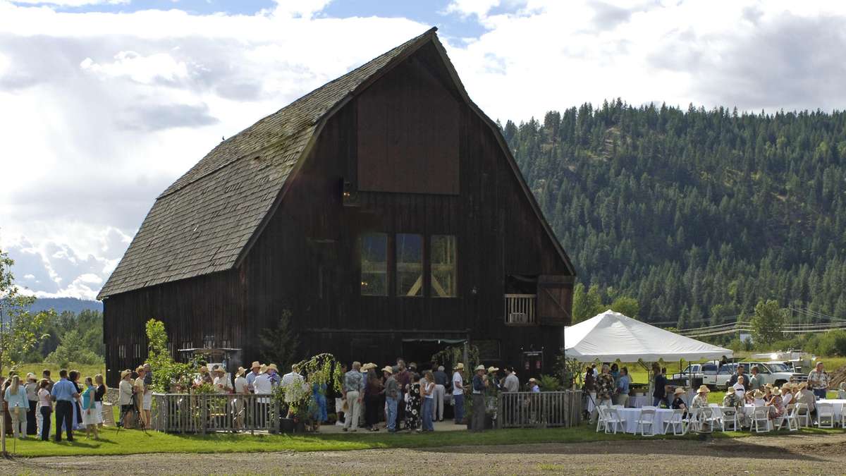 The Homestead Barn at Dover Bay Resort | Wedding Venues | Cost, Reviews ...