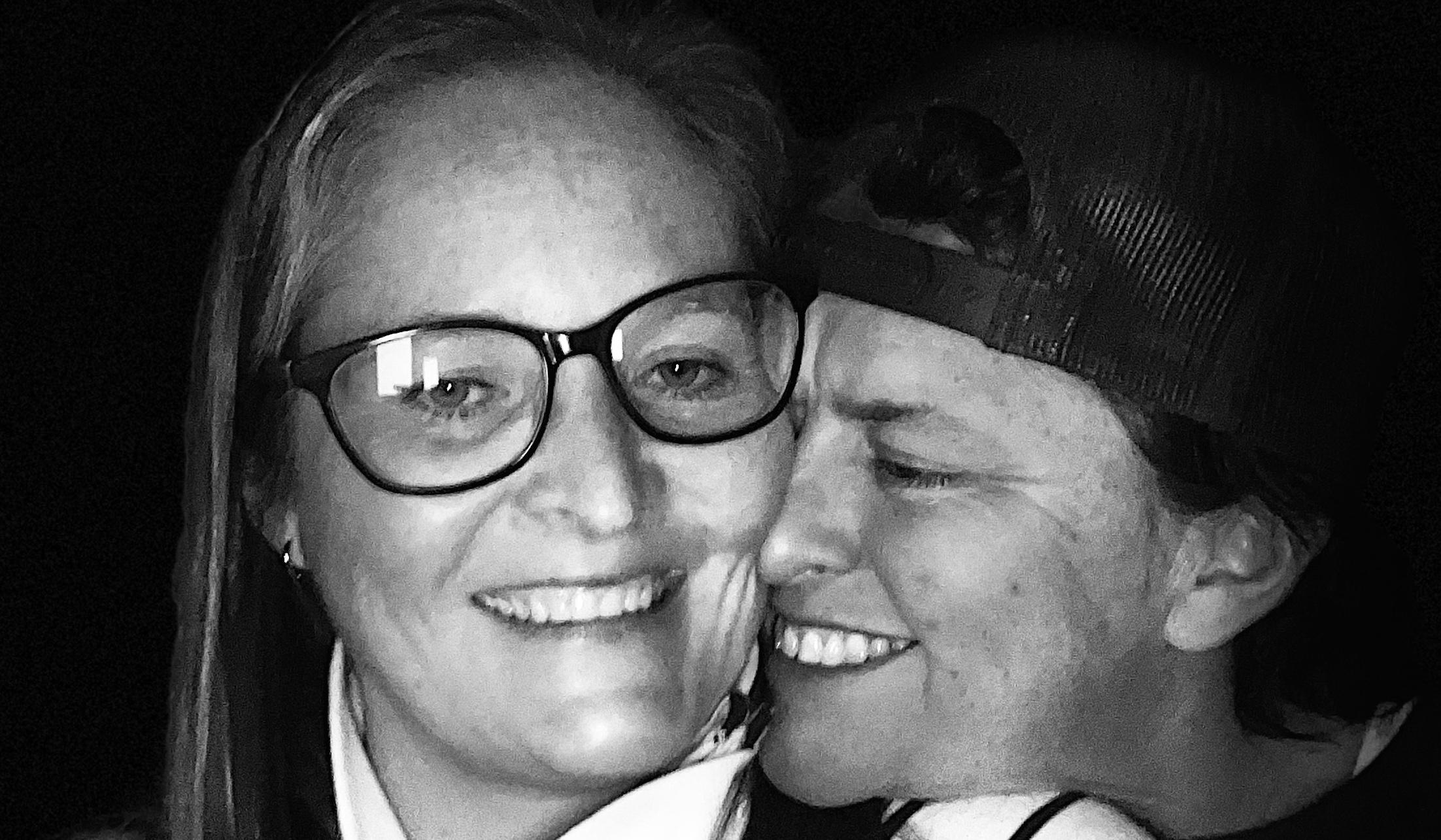 AMANDA ROCHFORD and EILENE HANNING's Wedding Website