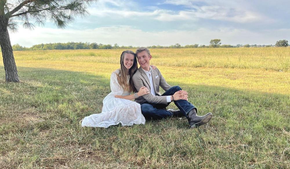 Elizabeth Healey and Timothy Healey's Wedding Website