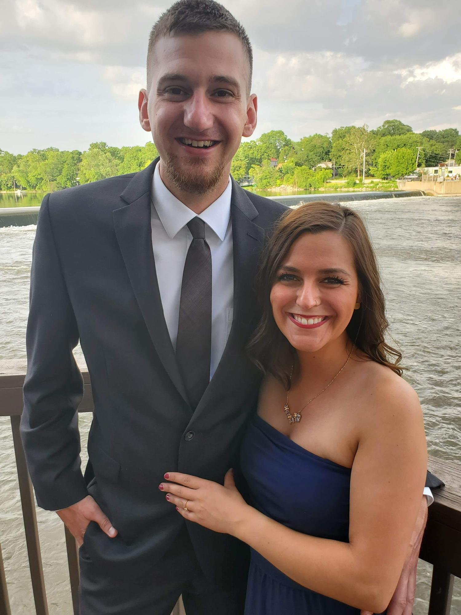 Chelsea Cox and Jimmy Degrace's Wedding Website