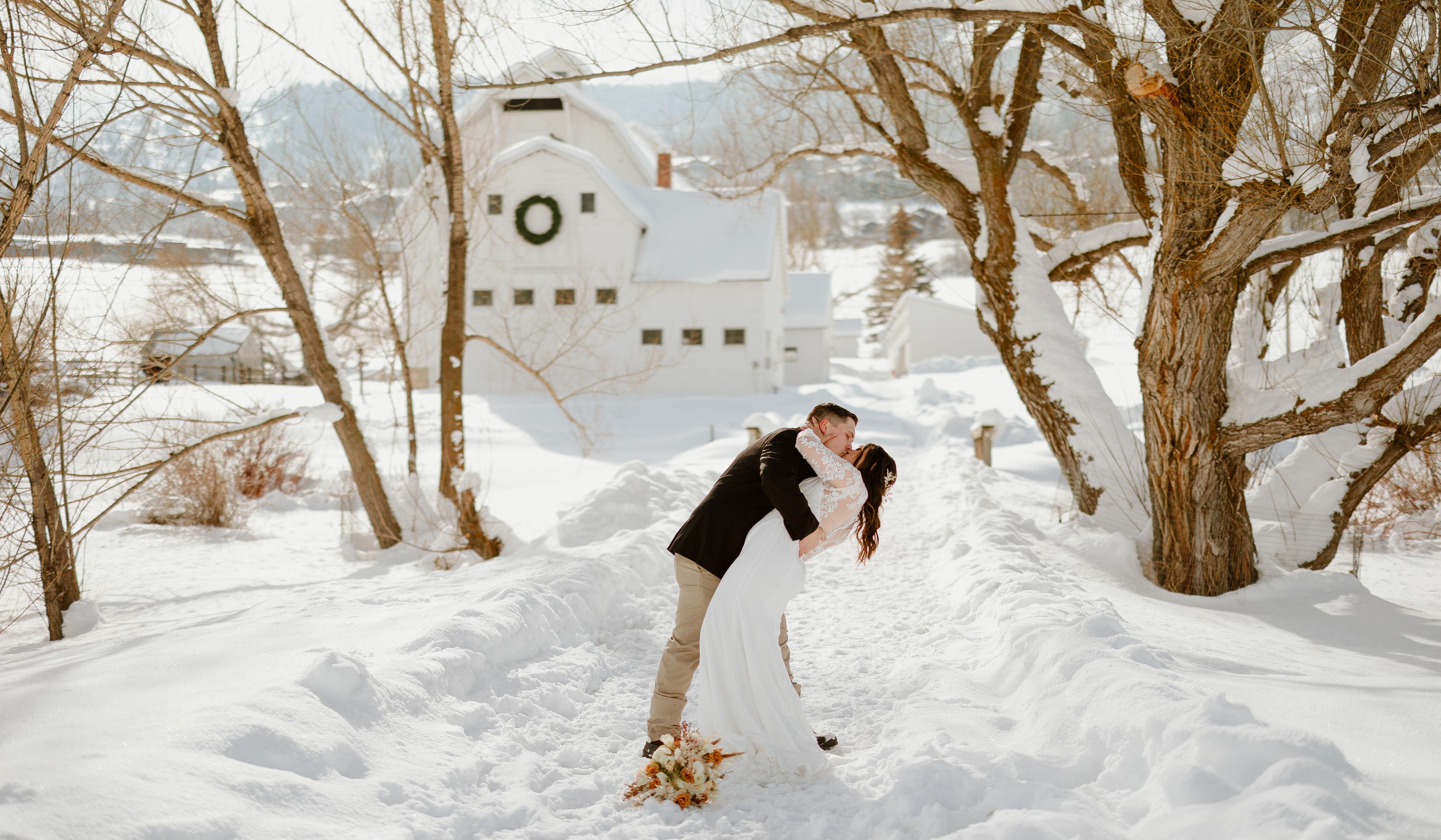 Keira Elkins and Hunter Teague's Wedding Website