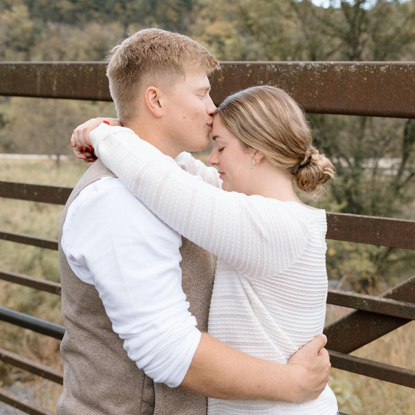 Brendan Jason Hanson and Mackenzie Jae Hamilton's Wedding Website