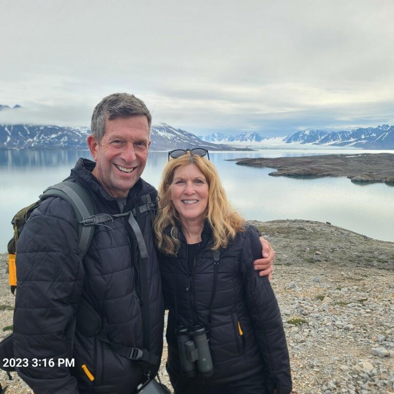 Peter Fineberg and Robin Macon's Wedding Website