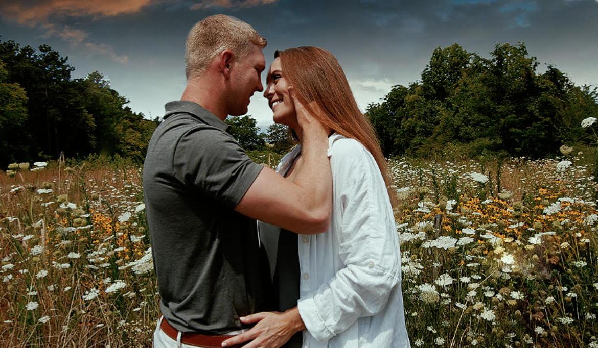 Alexis Lyons and Austin Minton's Wedding Website