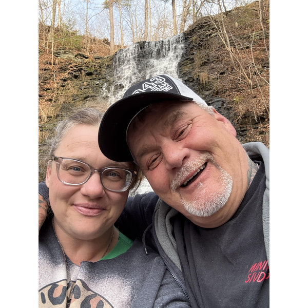 Gwenn Fassett and Mark Saxbury's Wedding Website